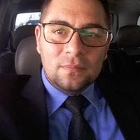 Paulo Henrique Rocha – Medium