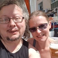 Maddy Dilley – Medium