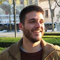 Cláudio Santos – Medium