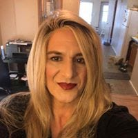 Alyssa Leclair – Medium