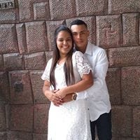 Lauri Evelin – Medium