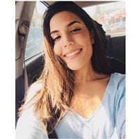 Farah Hamdi – Medium