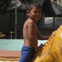 Michael Canete – Medium