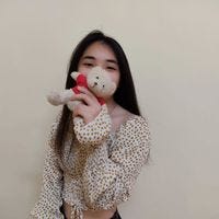 Hui Ting Yee – Medium