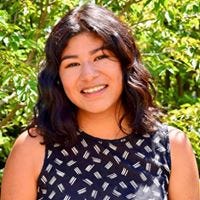 Lorena Flores – Medium