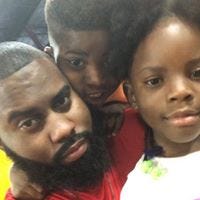 Ron Davis III – Medium