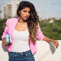 Maya Roach – Medium