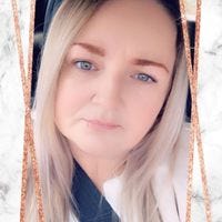 Elizabeth Lindsay Mackenzie – Medium