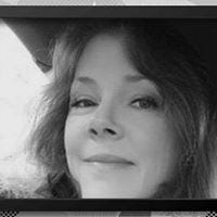 Deborah Nolan – Medium