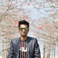 Nerov Ahmed – Medium