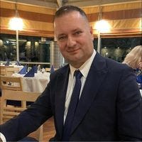 Adrian Targoni – Medium