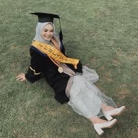 Nadhira Azzahra – Medium