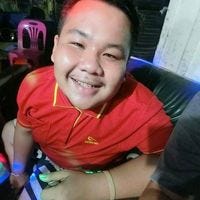 Rocky Amornrat – Medium