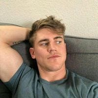 Edward Scott – Medium