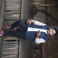 Yusron Muzaki – Medium