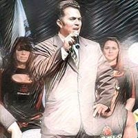 Julian Ricardo Corral – Medium