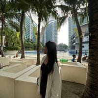 Krista Lasim – Medium