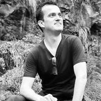 Tiago Nobre – Medium