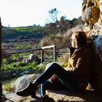 Ana Lu Santos – Medium