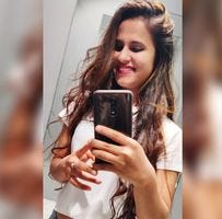 Shana Khan – Medium