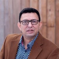 Ashraf Rayyan – Medium