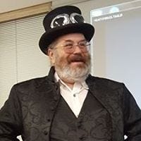 Robbie Matthews – Medium