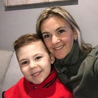 Linds Hilliard – Medium