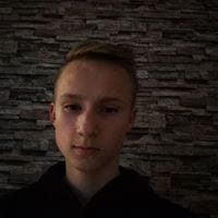 Tomasz Szymczak – Medium