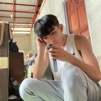 Aaron Ramos – Medium