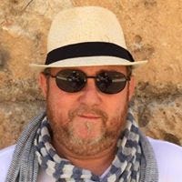 Alan Docherty – Medium