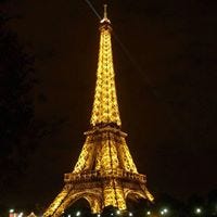 Kelly Comiskey – Medium