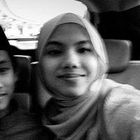 Aina Shahira – Medium