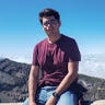Christian Ureña – Medium