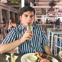 Alberto Castro Alcaúter – Medium