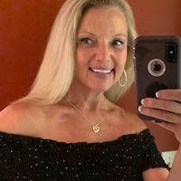 Laurie McLean Steele – Medium