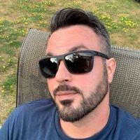 Daniel Ouellette – Medium