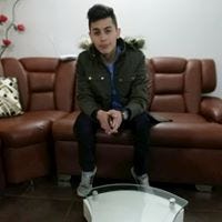 Edison Sarmiento – Medium