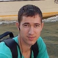 Maksym Kozlov – Medium