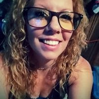 Carly Meeks – Medium