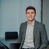 Tom Richard – Medium