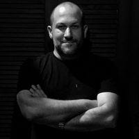 Flávio Costa – Medium
