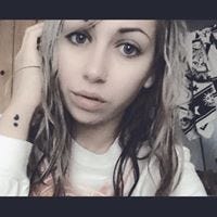 Chelsea Renea – Medium