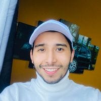 Thiago Álvarez Mora – Medium
