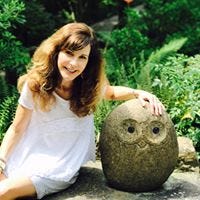 Jan Moore – Medium