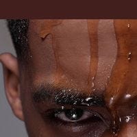 Bamidele Thoseen – Medium