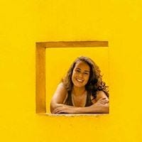 Fernanda Beatriz – Medium