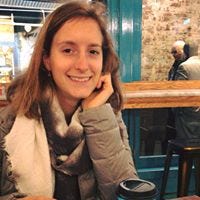 Caroline Mogenet – Medium