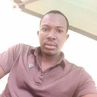 Alexander Ekuma – Medium