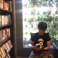 Ting Yi Hoo – Medium