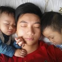 Anson Lau – Medium